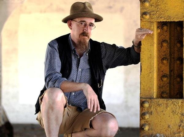 AZZARELLO BRIAN [ (1962) ] - ΞENOI - GreekComics